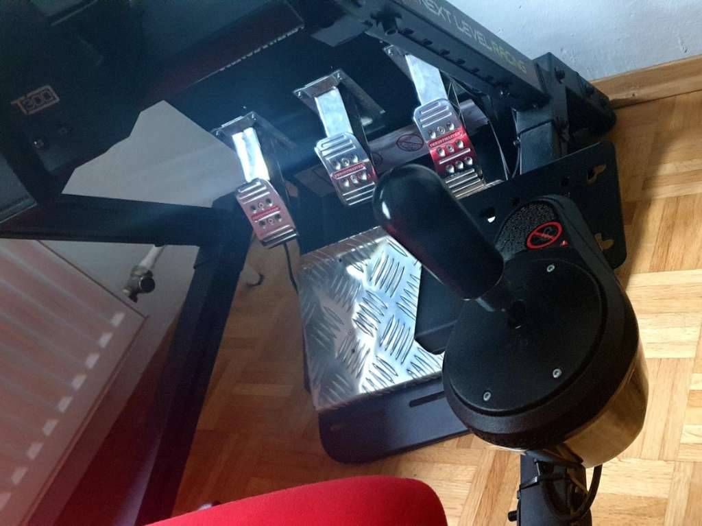 Racing Rig Rennsimulator Thrustmaster PS3 / PS4 / PS5 / PC kompatibel ...