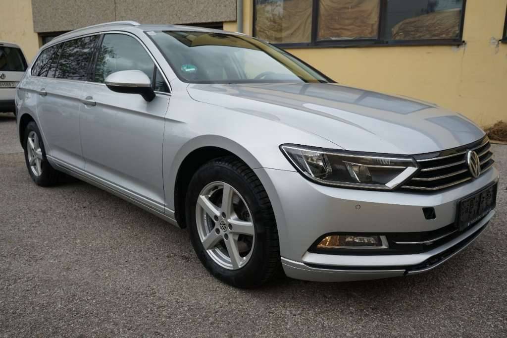 VW Passat Volkswagen Passat Variant Comfortline 2,0 Kombi / Family Van ...