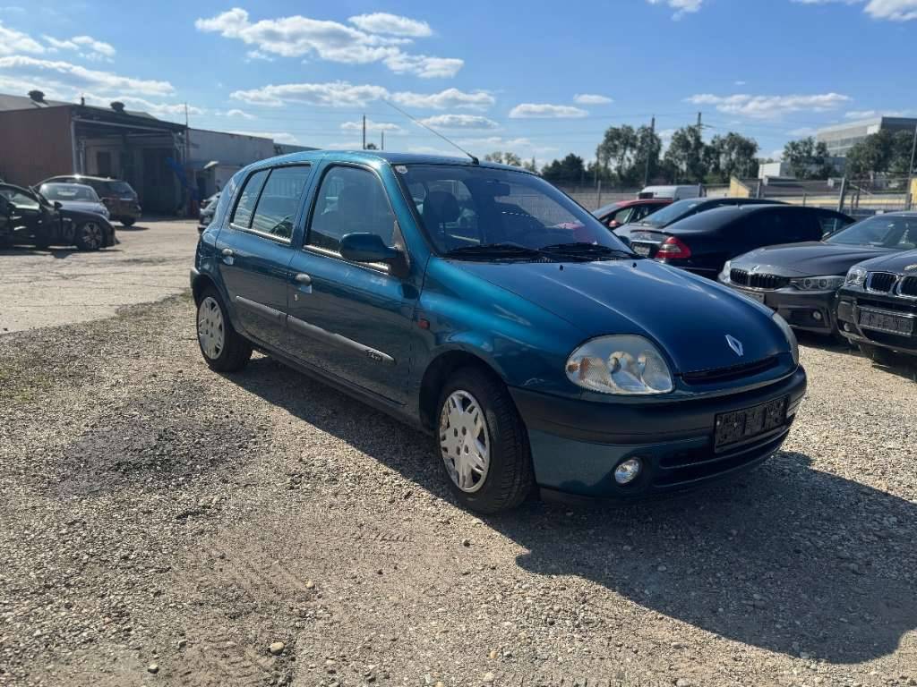 Renault Clio RXE 1,4 16V 2.Besitz/rostfrei/Motorstörung Limousine, 2001 ...