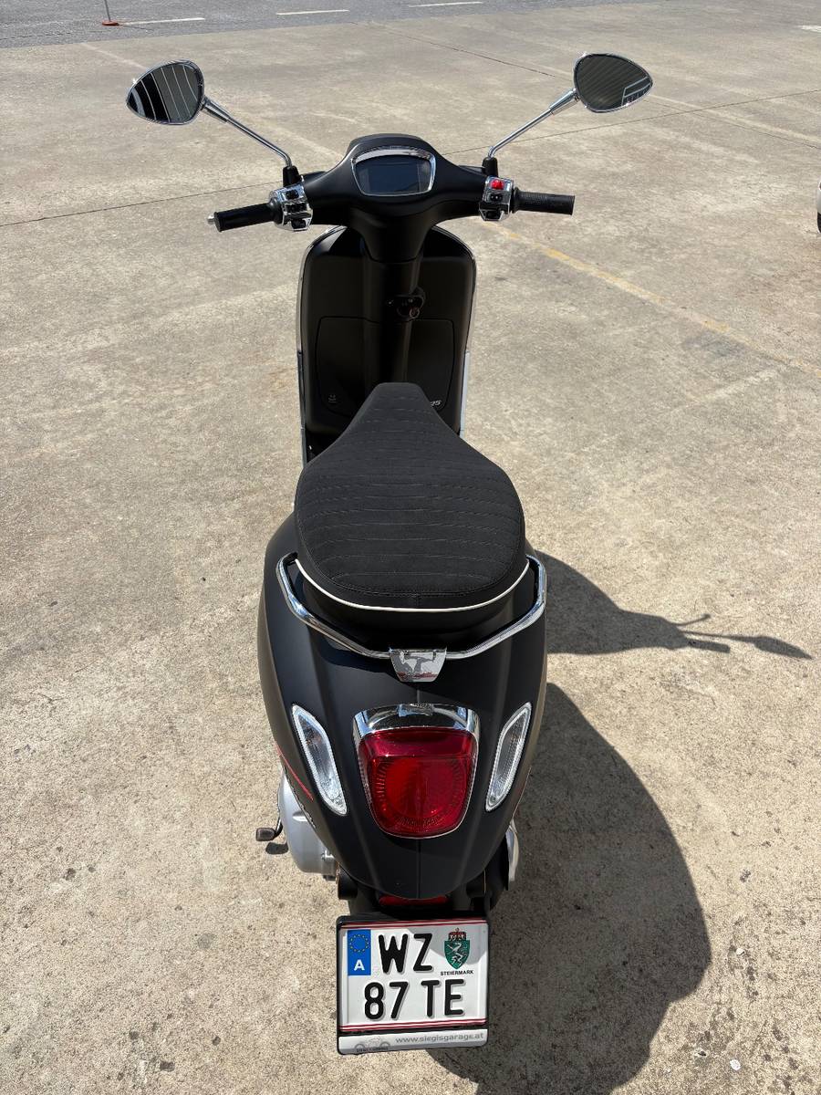 Vespa Sprint 125 ABS Roller / Scooter - willhaben
