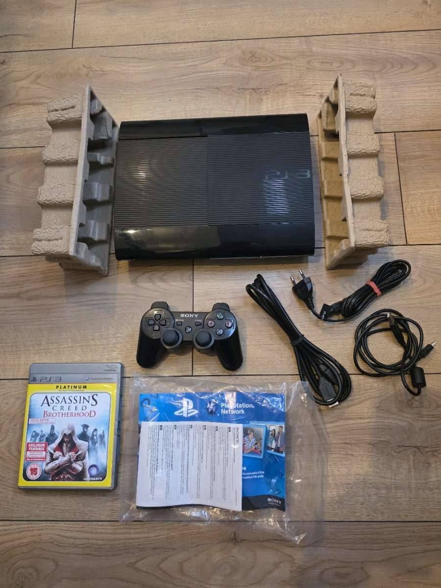 Playstation 3 PS3 Super Slim 500gb + Orginal Controller + Assassin's ...