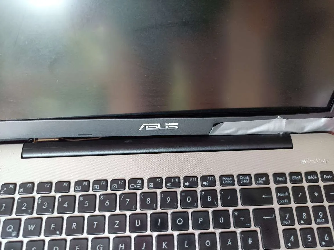 ASUS R556L Notebook: Intel Core i7, 8gb DDR3, 64bit, 15,6", DVD, € 39 ...