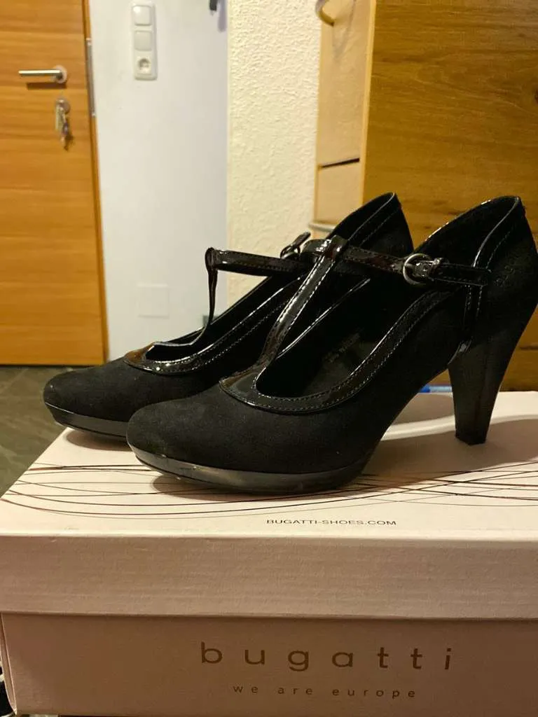 Bugatti, Pumps, Schuhe Bugatti NEU!, € 39,- (9981 Arnig) - willhaben