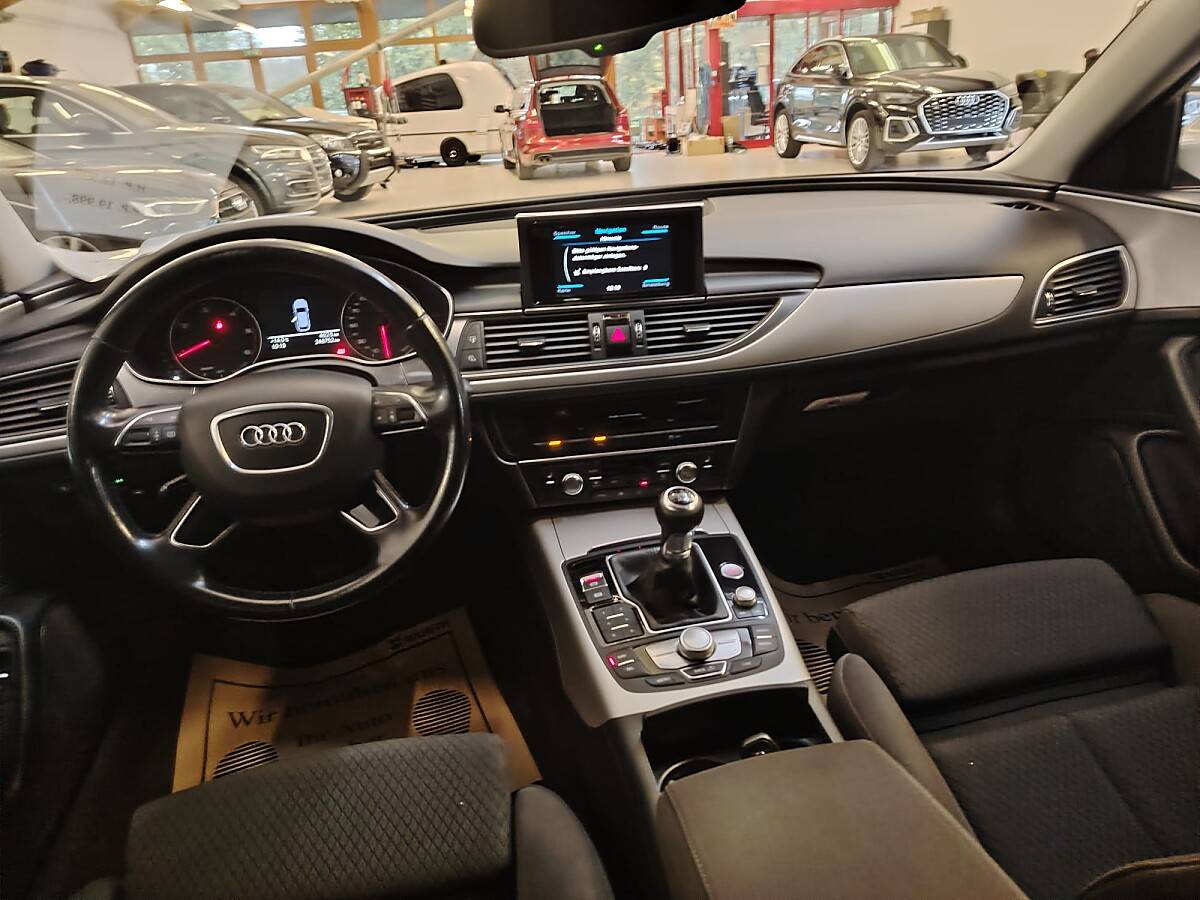 Audi A6 Avant MMI Navi, LED,Scheiben abged. Kombi / Family Van, 2015 ...