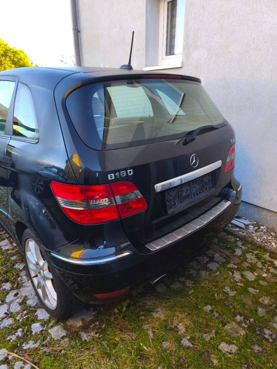 Mercedes-Benz B-Klasse 180 cdi Kombi / Family Van, 2011, 191.000 km, € ...