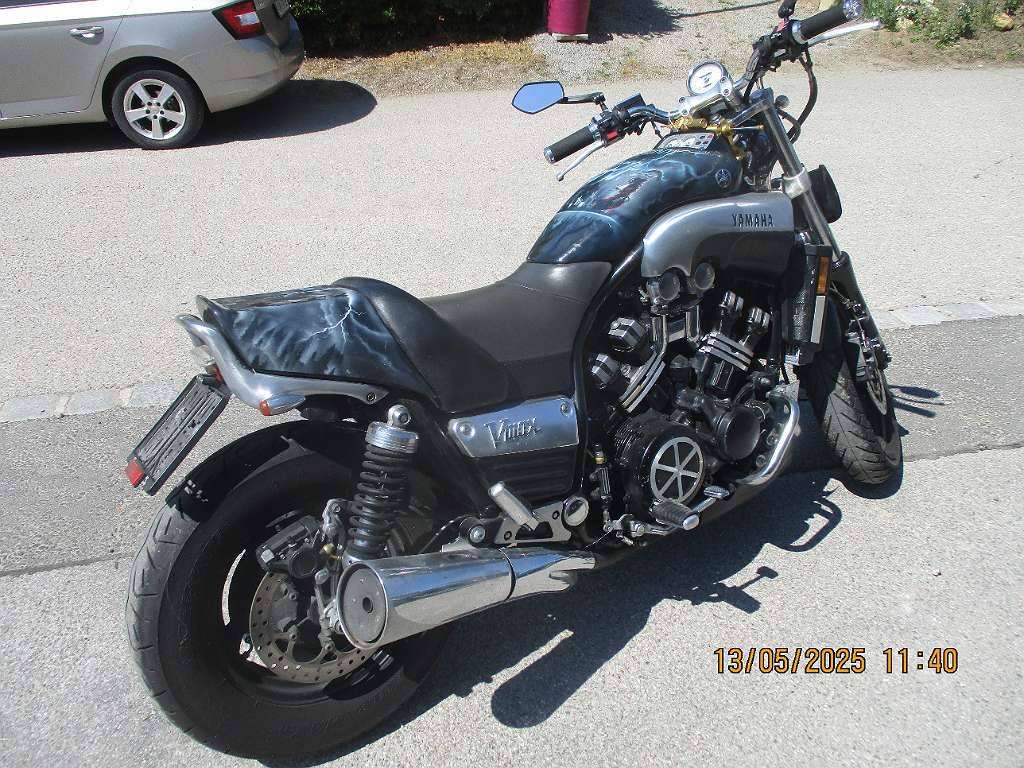 Yamaha V-Max Naked Bike - willhaben