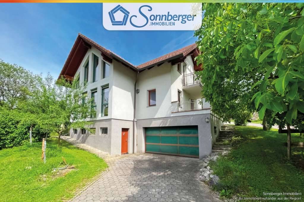 SUNNSEITN - Einfamilienhaus mit Doppelgarage, großzügigen Garten und ...