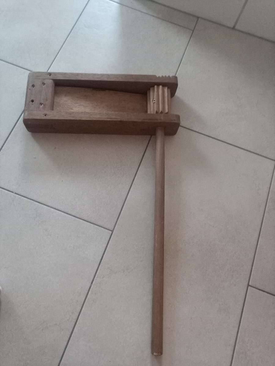 Oster Ratsche, Brauchtums Ratsche,, € 50,- (4776 Diersbach) - willhaben
