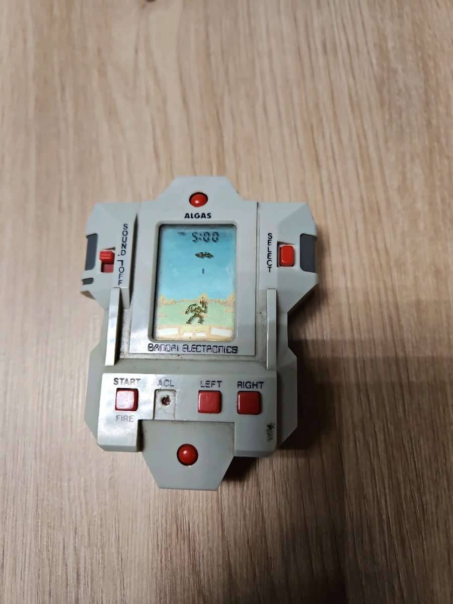 Sammlerstück Bandai Algas LSI Game Robot Vintage, € 240,- (4650 Lambach ...