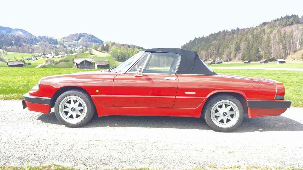 Alfa Romeo Spider Veloce 2000 Cabrio / Roadster Cabrio / Roadster, 1987 ...