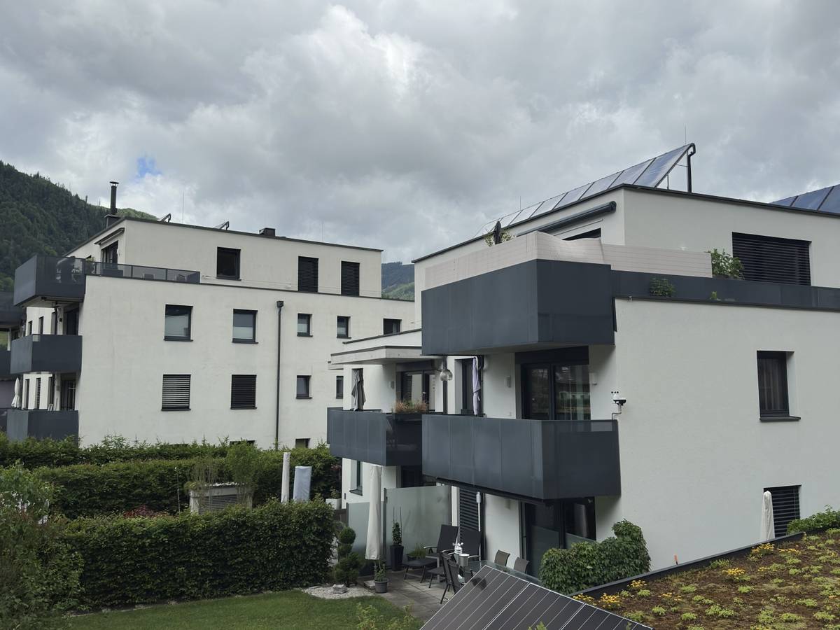 Helle 3-Zimmer-Wohnung mit Balkon und Tiefgarage in St. Johann im ...