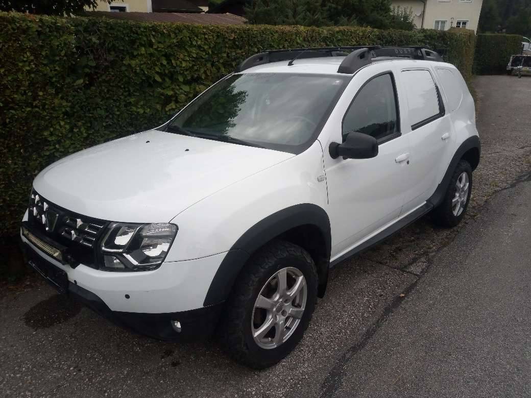 Dacia Duster Fiskal Transporter / Kastenwagen, 2016, 131.000 km, € 12. ...