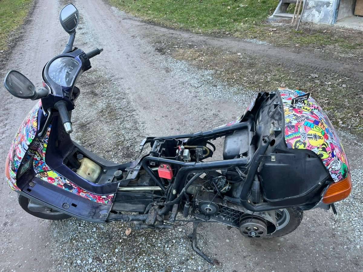 Piaggio Hexagon EXS1T Hexagon 125 KAT Roller / Scooter - willhaben