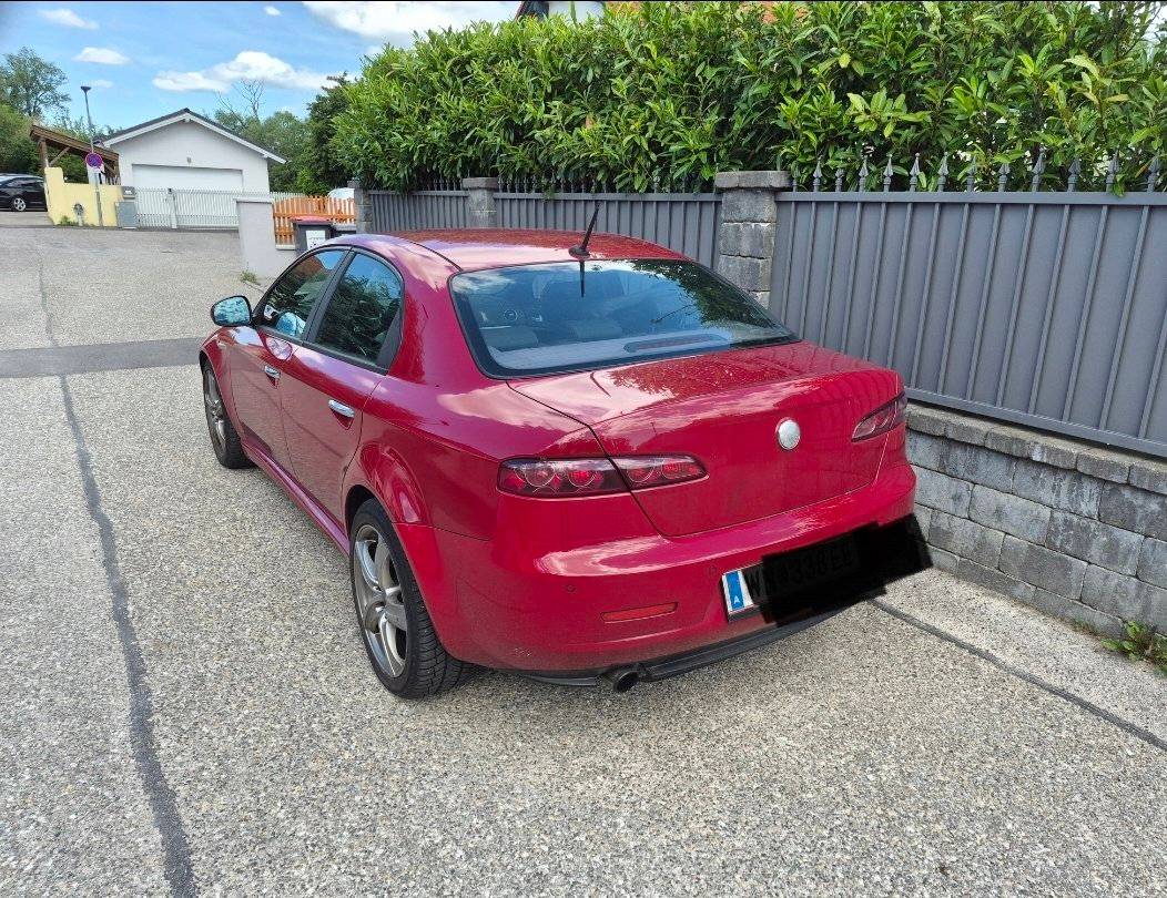 Alfa Romeo 159 Limousine, 2009, 204.248 km, € 1.800,- - willhaben