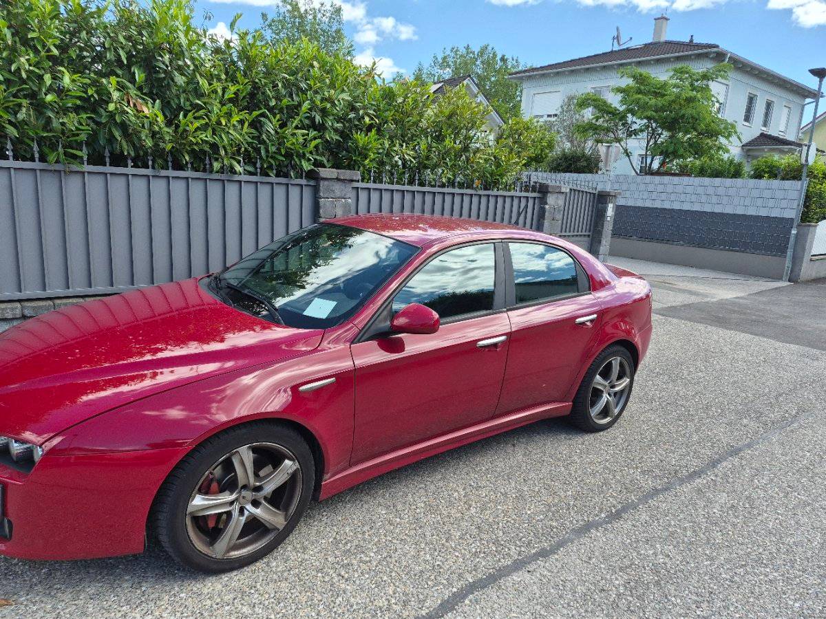 Alfa Romeo 159 Limousine, 2009, 204.248 km, € 1.800,- - willhaben
