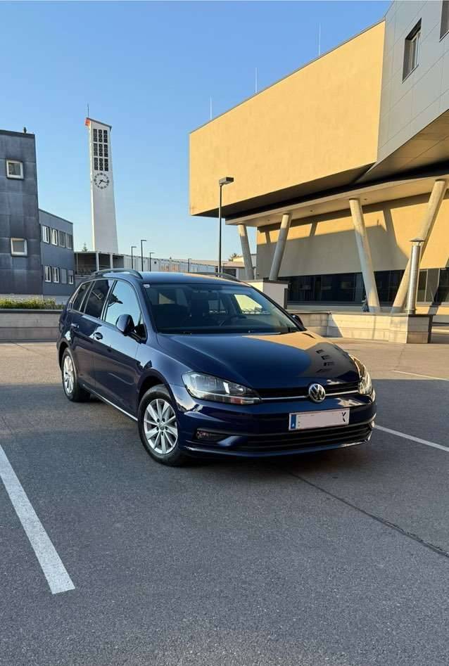 VW Golf Variant SCR Kombi / Family Van, 2020, 190.000 km, € 9.999 ...