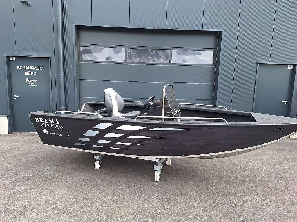Brema 430 V PRO CS Steuerstand Aluminiumboot Alu Boot Aluboot Angelboot ...