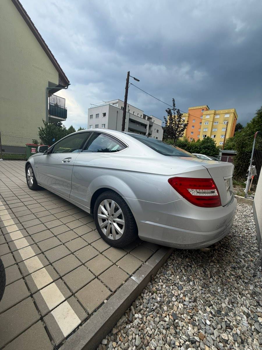 Mercedes-Benz C-Klasse W204 180cgi Coupé Sportwagen / Coupé, 2012, 171. ...