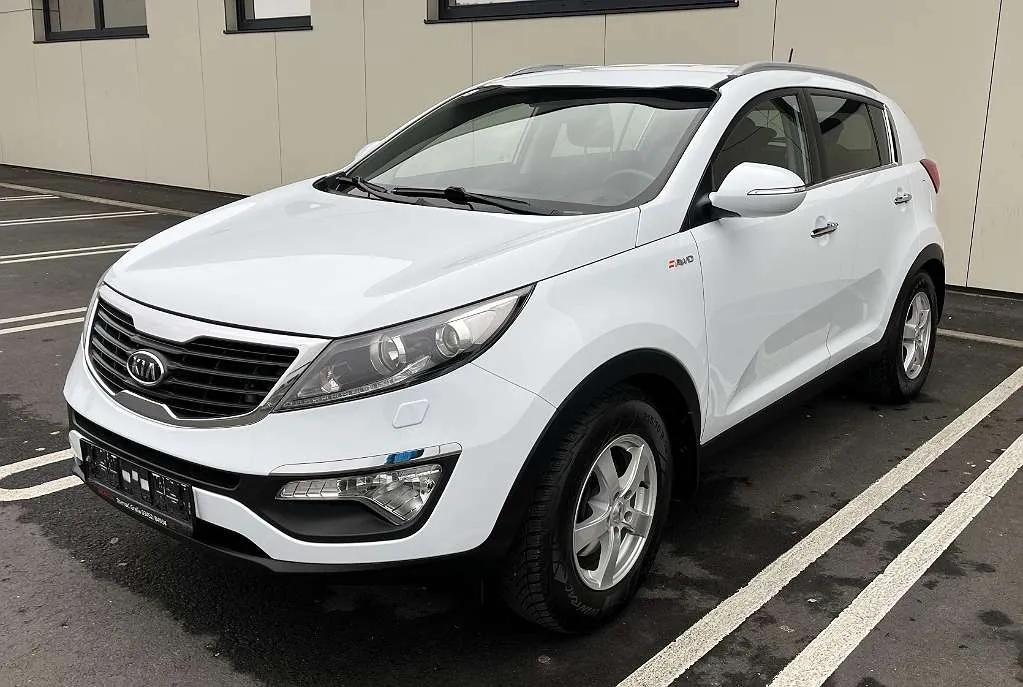 KIA Sportage Active 2,0 CRDi 4WD DPF Aut. SUV / Geländewagen, 2012, 164 ...