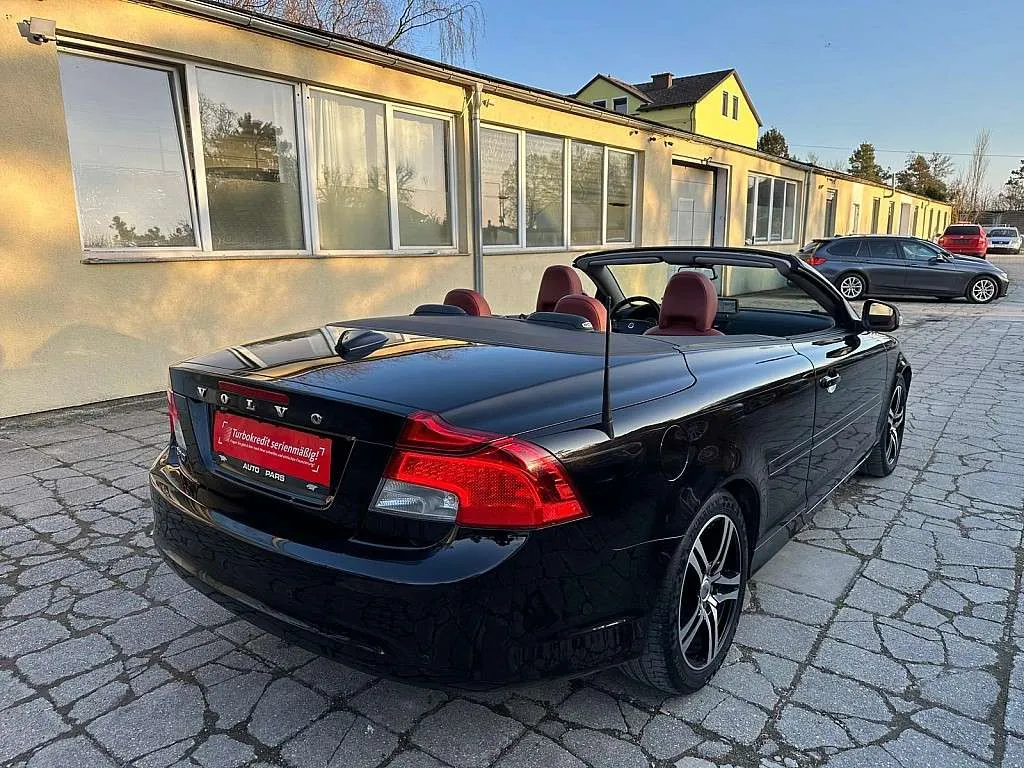 Volvo C70 D3 Summum Cabrio-Hardtop-1.BESITZ-LEDER-NAV... Cabrio ...