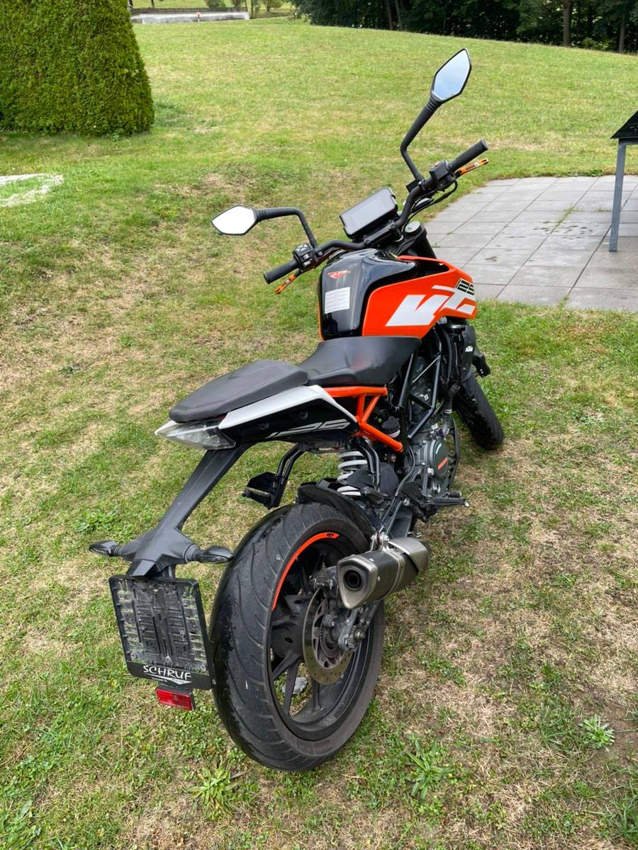 KTM 125 Duke Naked Bike - willhaben