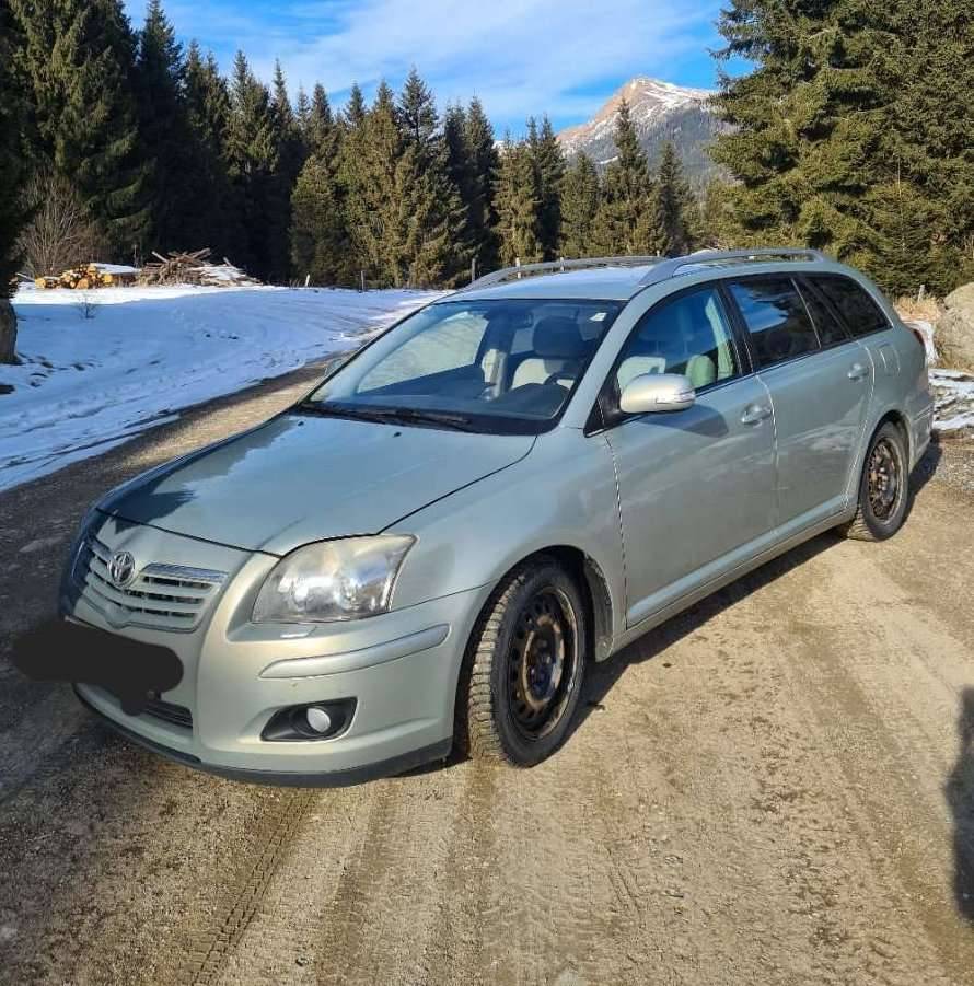 Toyota Avensis Kombi 2,o D-4D Kombi / Family Van, 2007, 292.100 km, € 1 ...