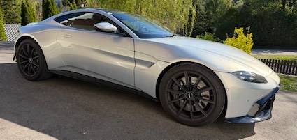 Aston Martin Vantage V8 Coupe, 510 PS Sportwagen / Coupé, 2018, 25.500 ...