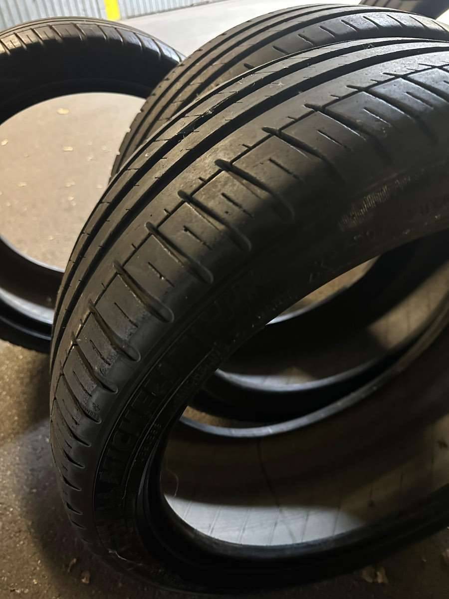 Sommerreifen 255 35 R18