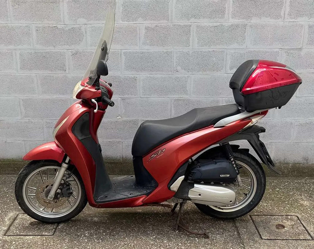Honda SH 125i ABS Roller / Scooter - willhaben