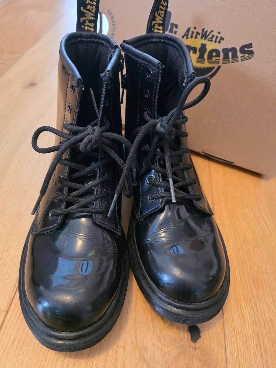 Dr Martens Black Rainbow Gr34, € 30,- (9500 Villach) - willhaben
