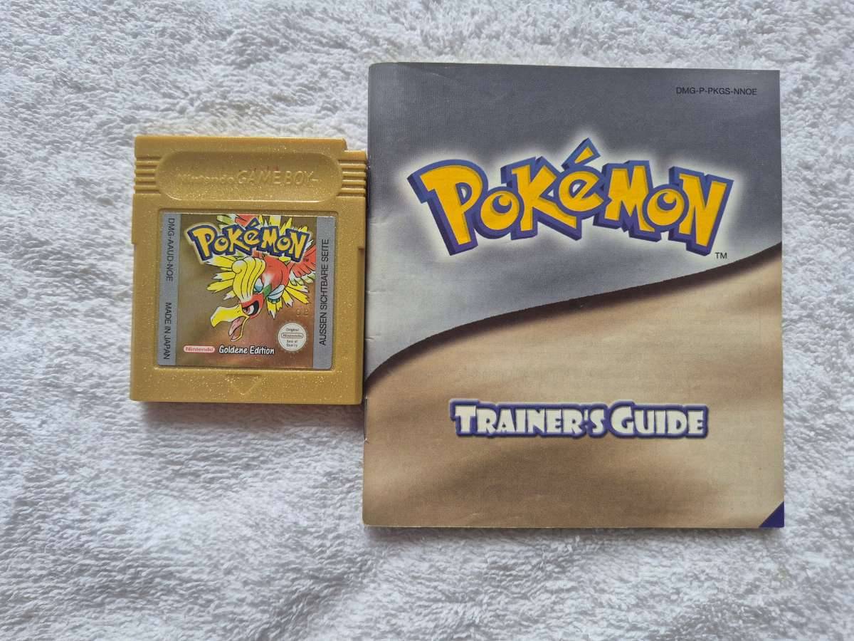 Nintendo Game Boy Color Pokémon Gold mit Trainers Guide - Klassiker ...