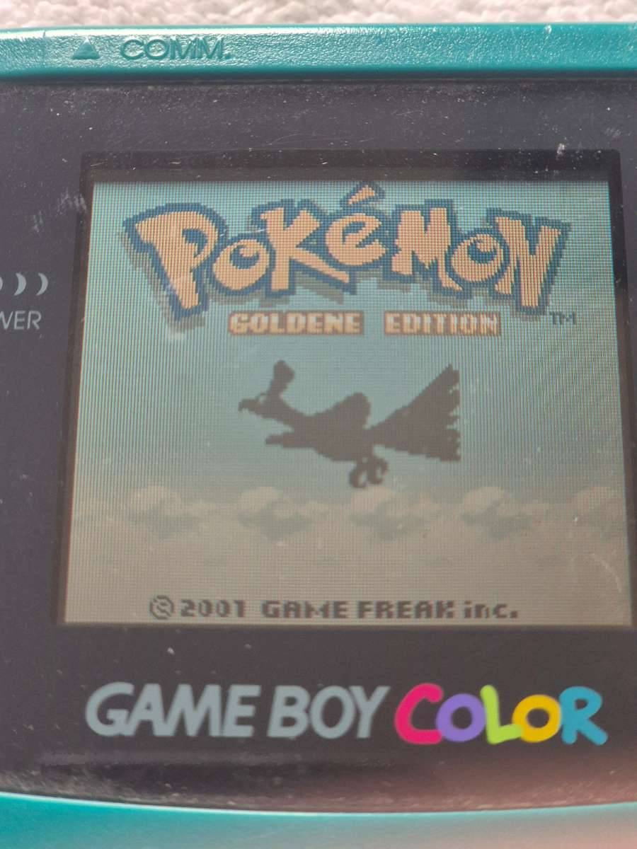 Nintendo Game Boy Color Pokémon Gold mit Trainers Guide - Klassiker ...