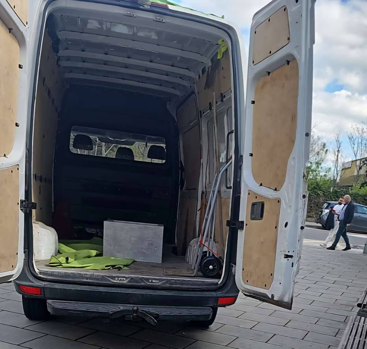 Umzug &Entrümpelung &montage& abmontieren & Transport Wien und ganz ...