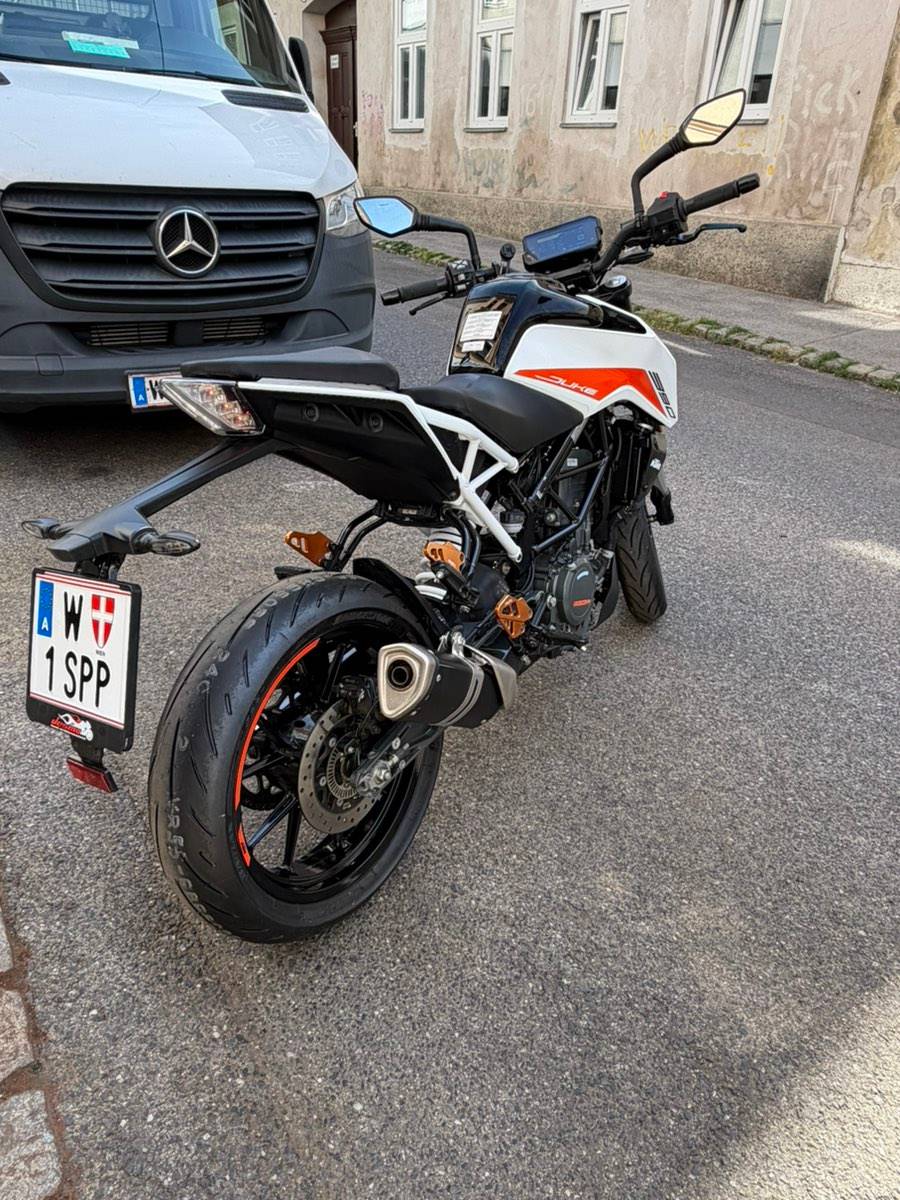 KTM 390 Duke Naked Bike - willhaben