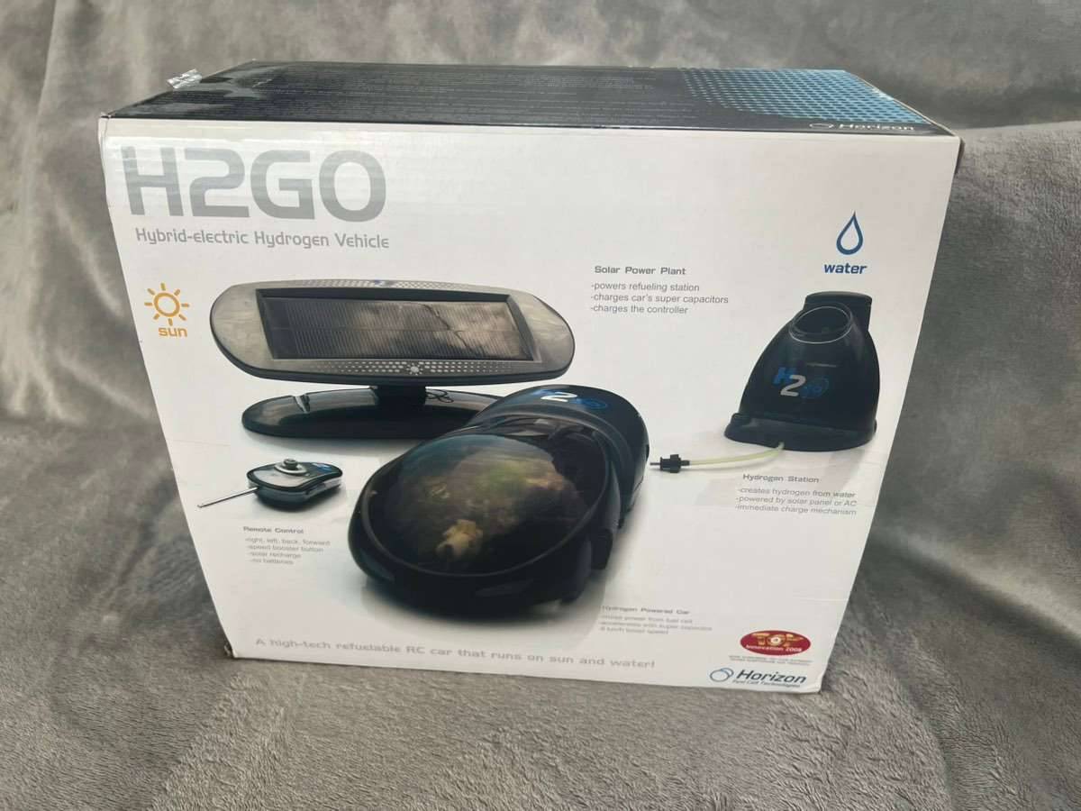 H2GO Hybrid Wasserstoff Auto - Colani Design, € 150,- (5300 Hallwang ...