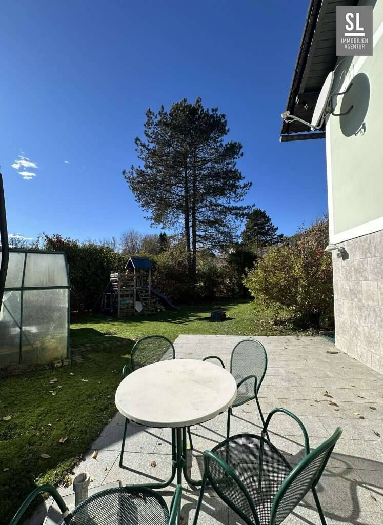Großer Pool - PV Anlage - schöne Gartenanlage - DER besondere Bungalow ...