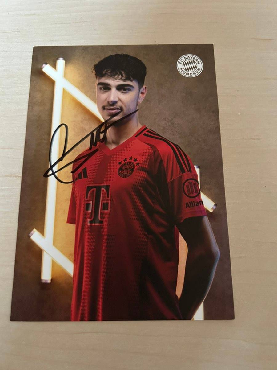 Autogrammkarte Aleksandar Pavlovic original handsigniert FC Bayern ...