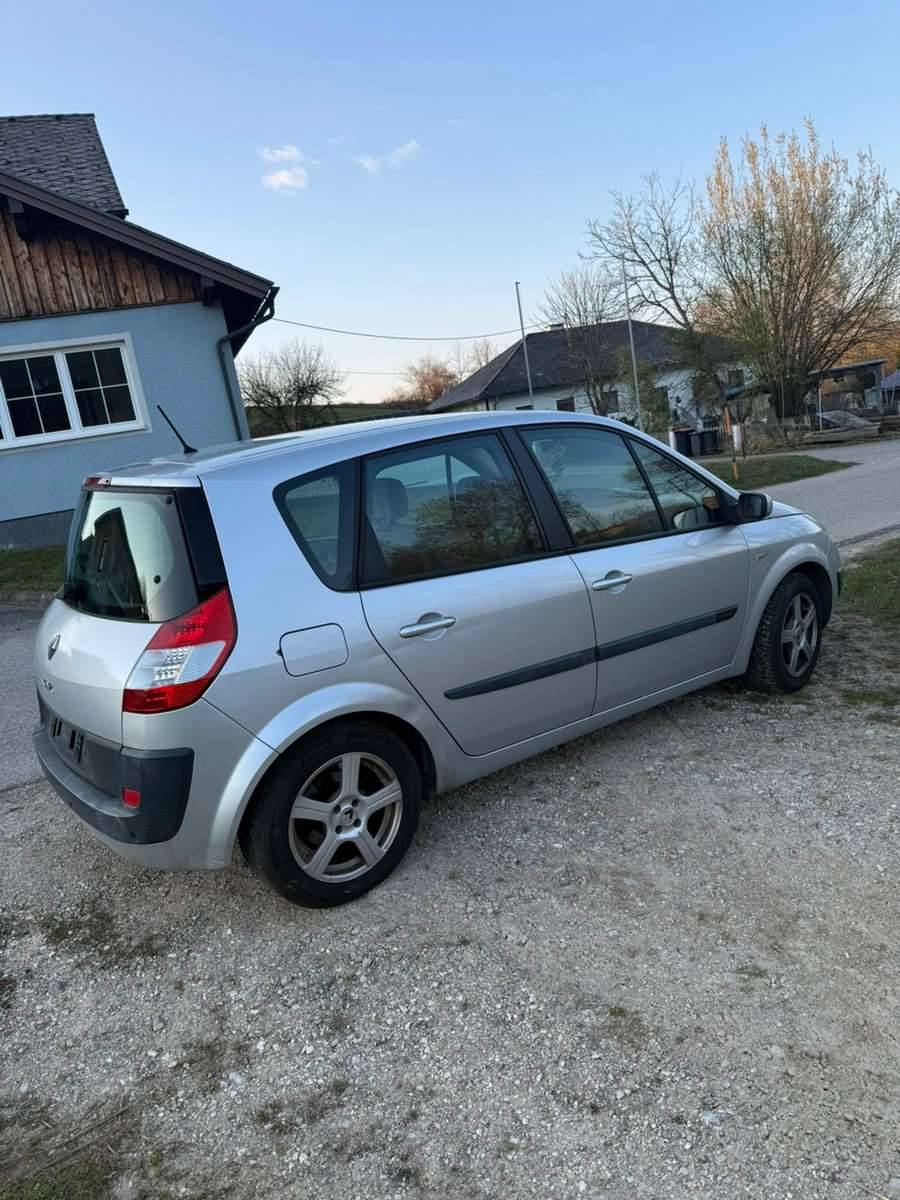 Renault Scénic 1.9dci Kombi / Family Van, 2005, 178.000 km, € 1.000 ...