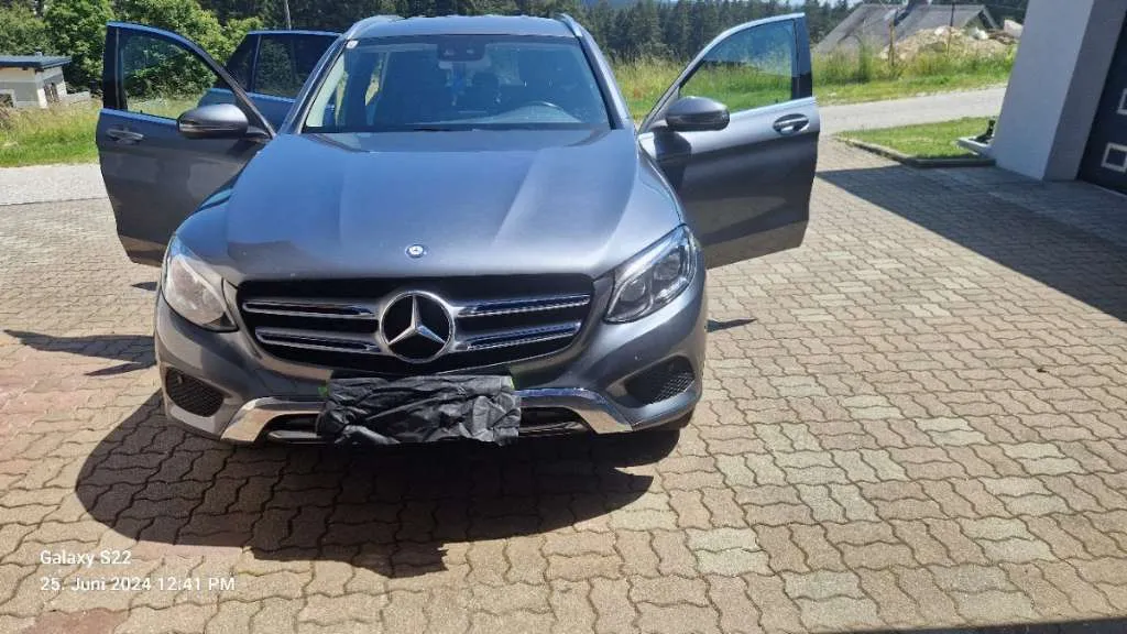 Mercedes-Benz GLC-Klasse GLC Edition 1 220d 4MATIC Aut. SUV ...