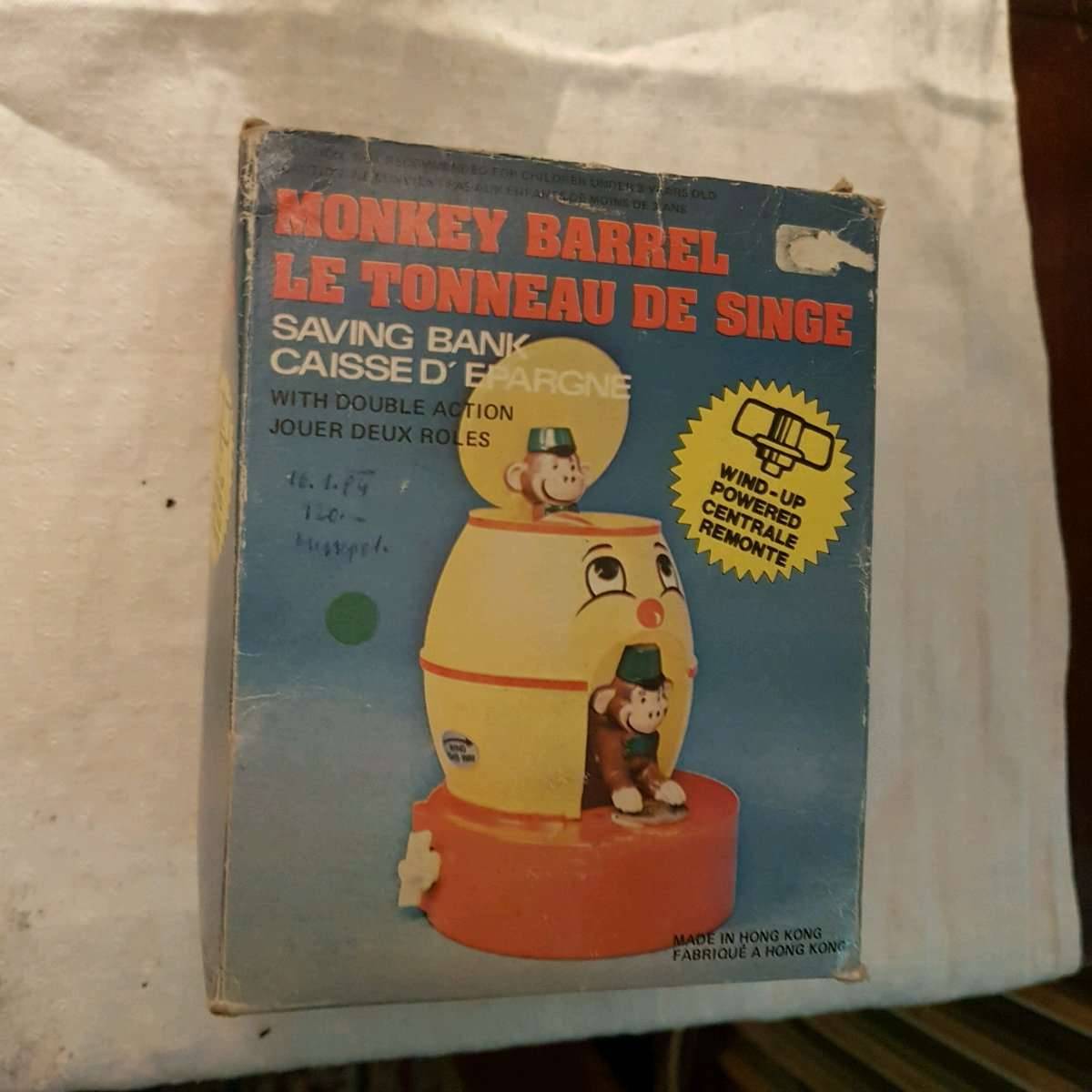 Vintage Spielzeug, Sparkassa mit Affen , Monkey Barrel, mechanisch ...