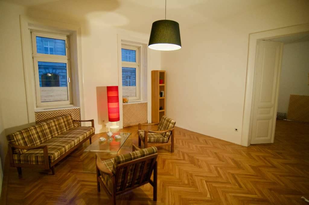 Wunderbar angelegte Altbauwohnung PRIVAT zu verkaufen. KEINE MAKLER ...
