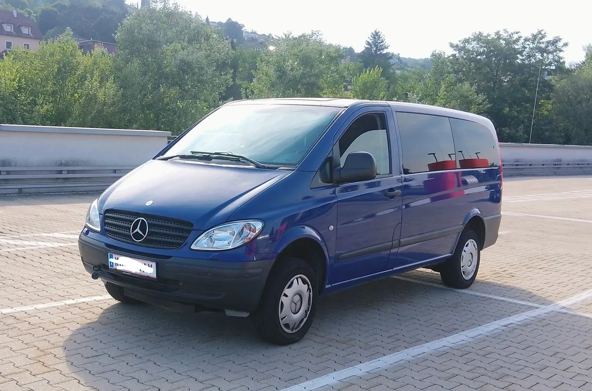 Mercedes-Benz Vito 111 CDI lang 4x4 Aut. Kleinbus, 2007, 230.000 km, € ...