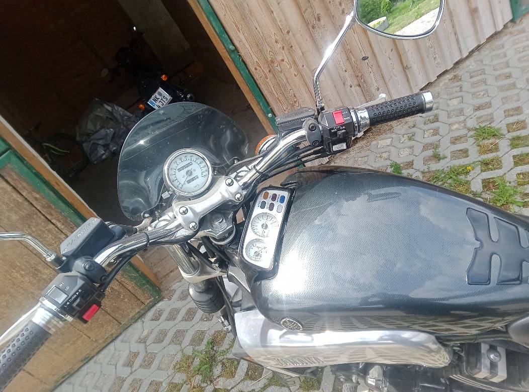 Yamaha V-Max Naked Bike - willhaben