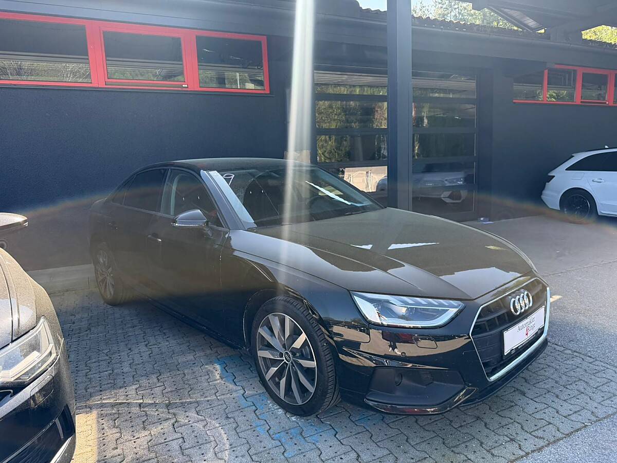Audi A4 35 MATRIX, Navi,ACC, Rückfahrk, Active lane ... Limousine, 2020 ...