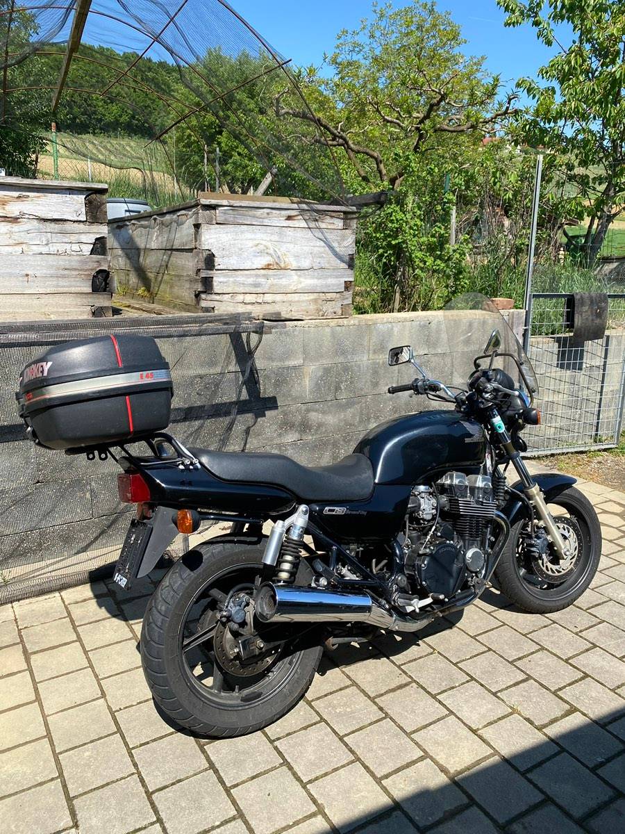 Honda CB 750 sevenfifty Naked Bike - willhaben
