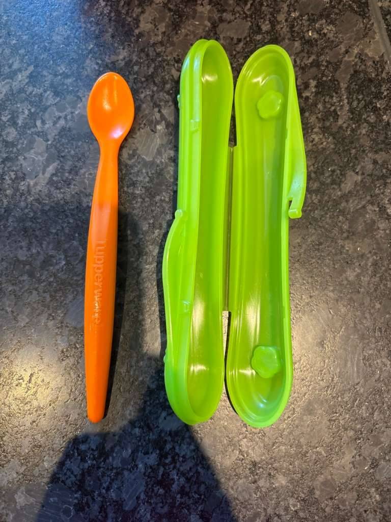 Löffel Baby Brei Tupperware mit Behälter, € 4,- (4822 Bad Goisern ...