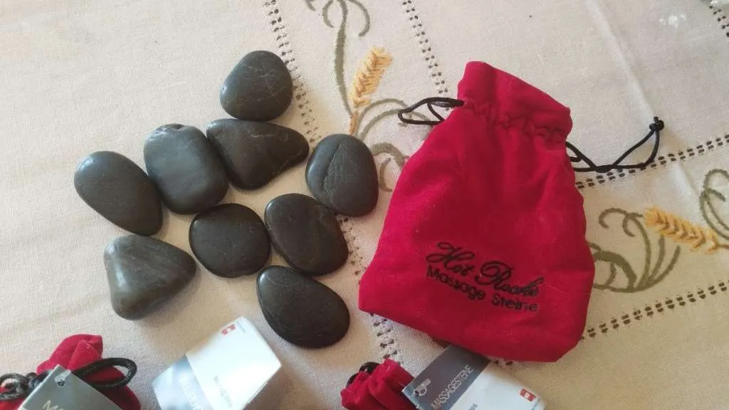 Hot Stones, Hot Rocks, Massagesteine, € 14,- (6020 Innsbruck) - willhaben