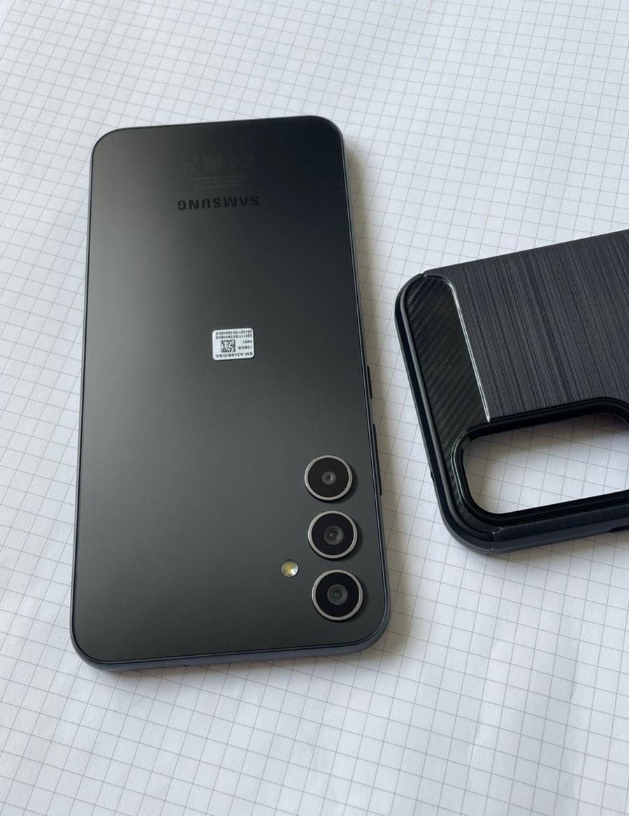 Samsung Galaxy A34 (5G) 128GB 6GB SIM Duos-Zustand Neuwertiges, € 120 ...