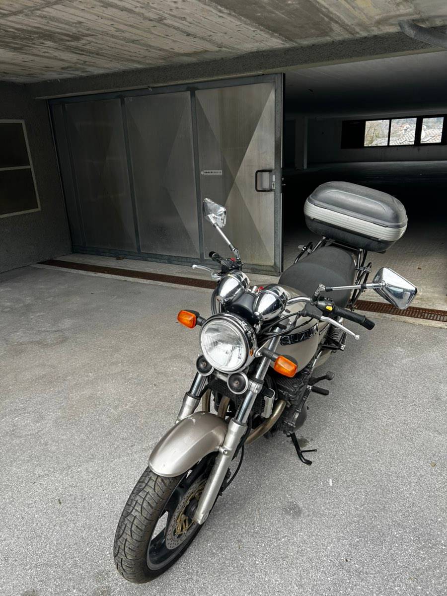 Suzuki GSX 750 Naked Bike - willhaben