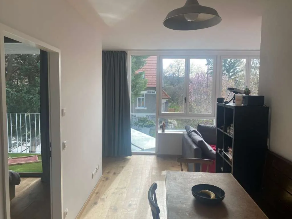 Moderne & helle Mietwohnung - mit Balkon und guter Raumaufteilung, 50 ...